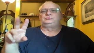 Don’t tag me again, JEFF! | Bucky | DeafVIDEO.TV - ASL Videos & Vlogs